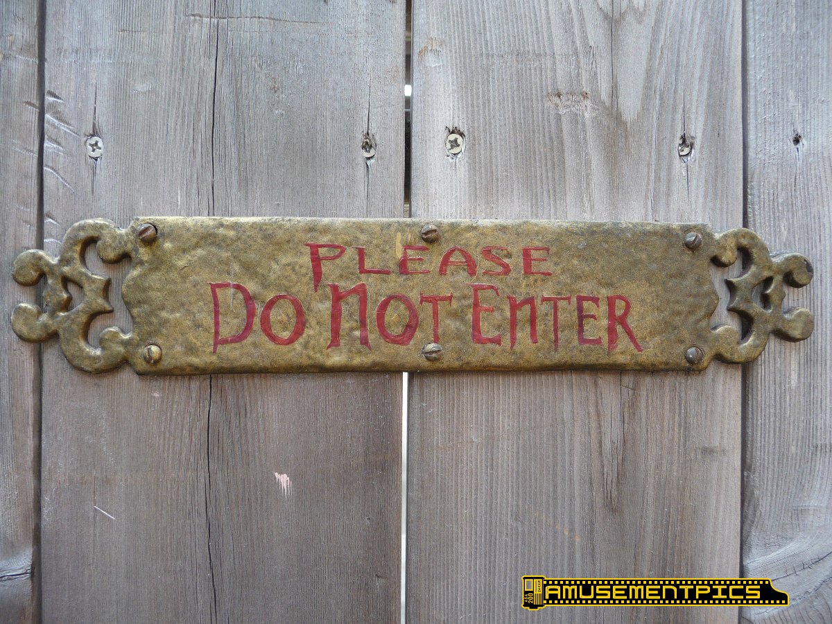 Islands of Adventure at Universal Orlando- Lost Continent